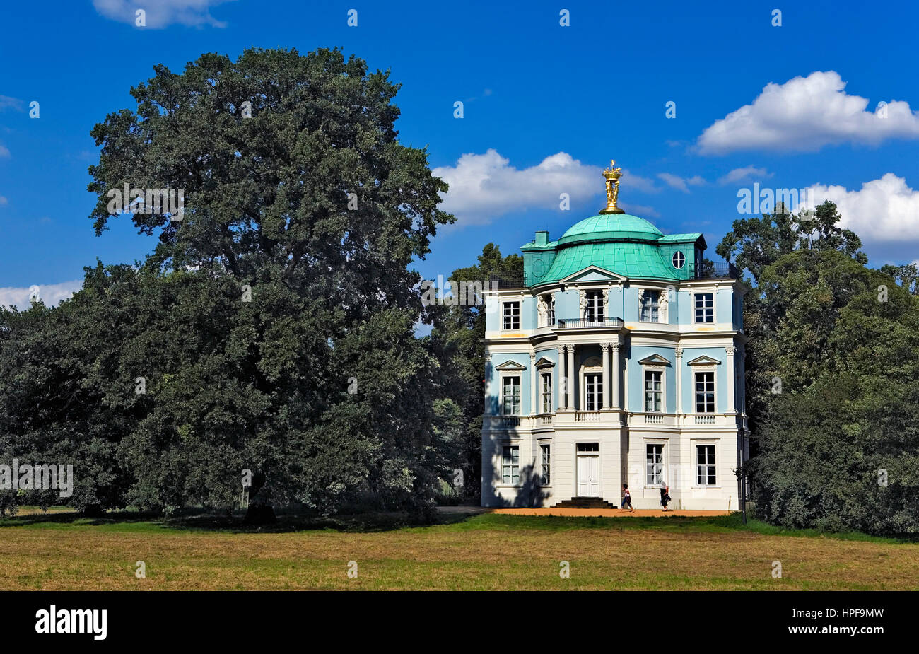 Little house in palace garden hi-res stock photography and images - Alamy