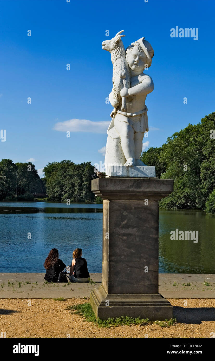 Berlin germany woman pool hi-res stock photography and images - Alamy