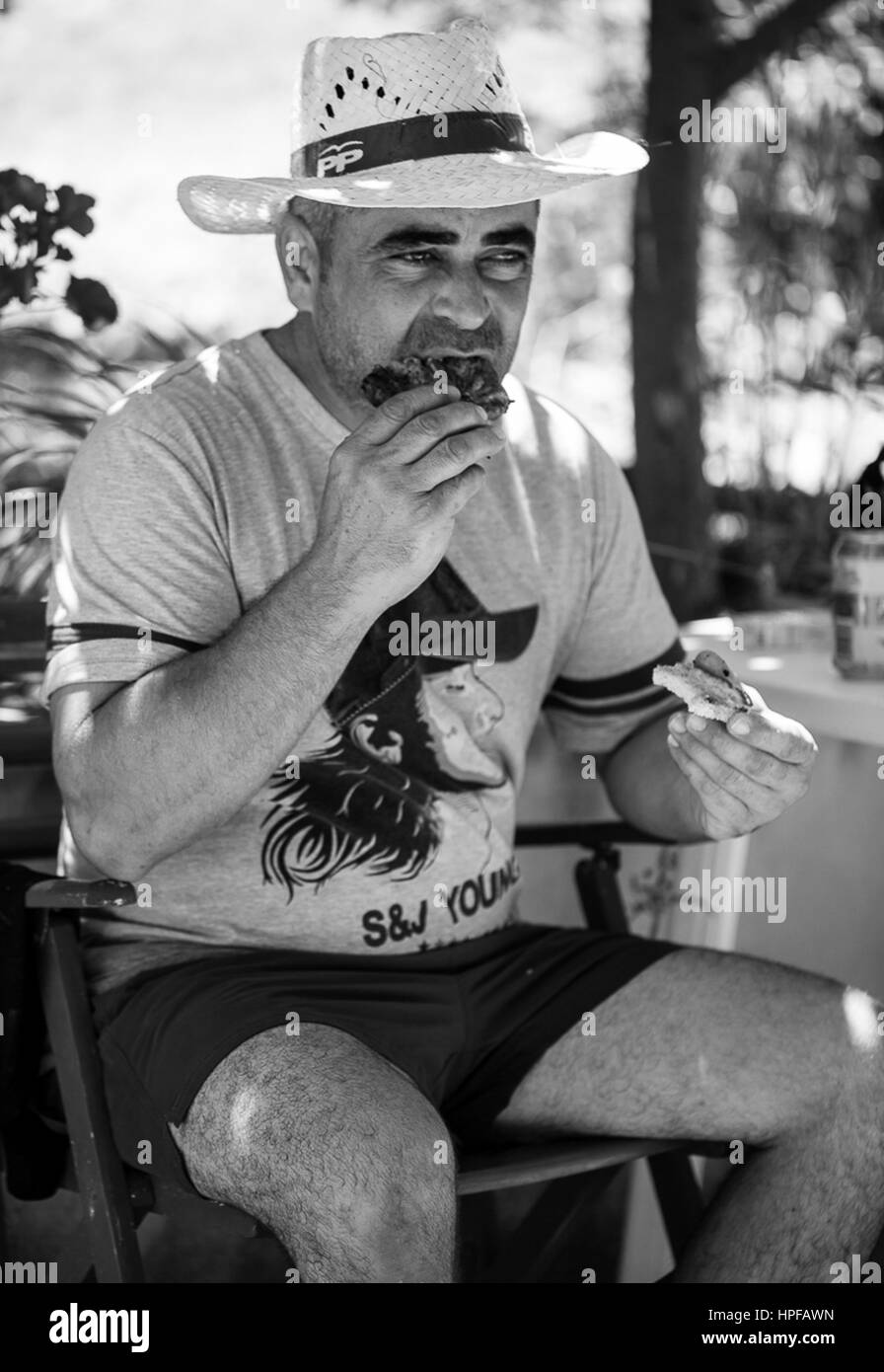 Men eating fat slim hi-res stock photography and images - Alamy