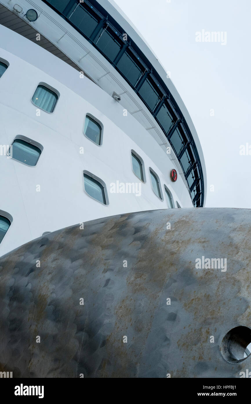Fastest atlantic crossing hi-res stock photography and images - Alamy