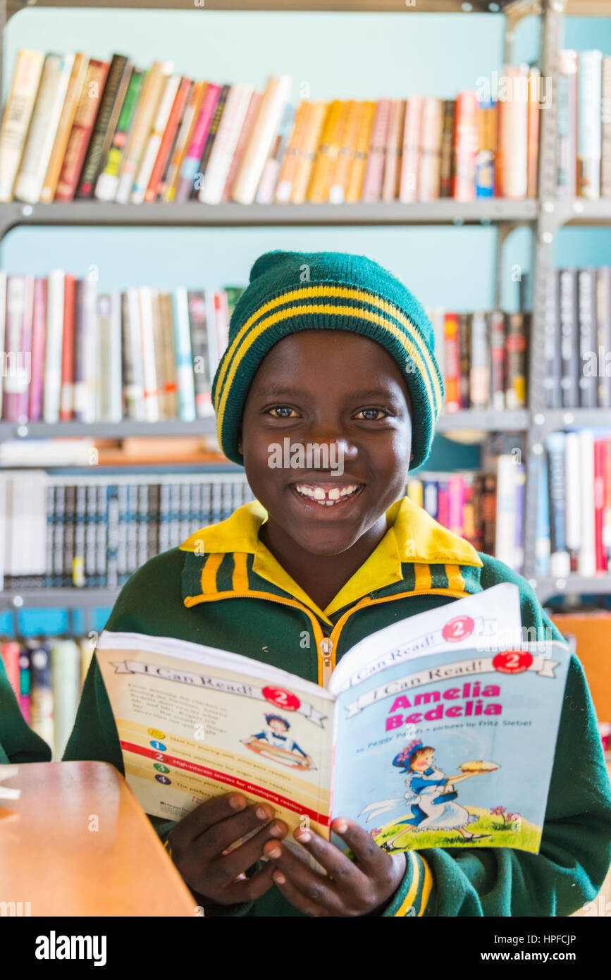 African children read books in a library in Zimbabwe Stock Photo - Alamy