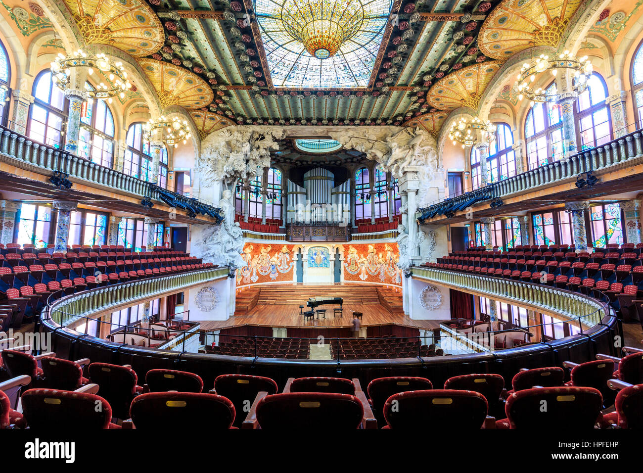 Palau de la Música Catalana, Concert Hall, architect Lluís Domènech i ...