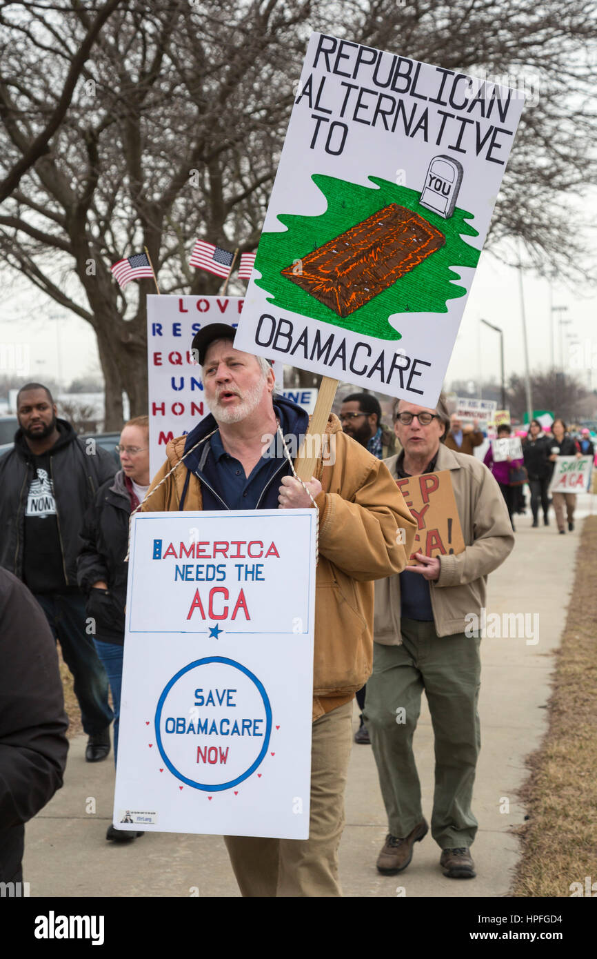 Troy, Michigan, USA. 21 February 2017. Constituents picket the office ...