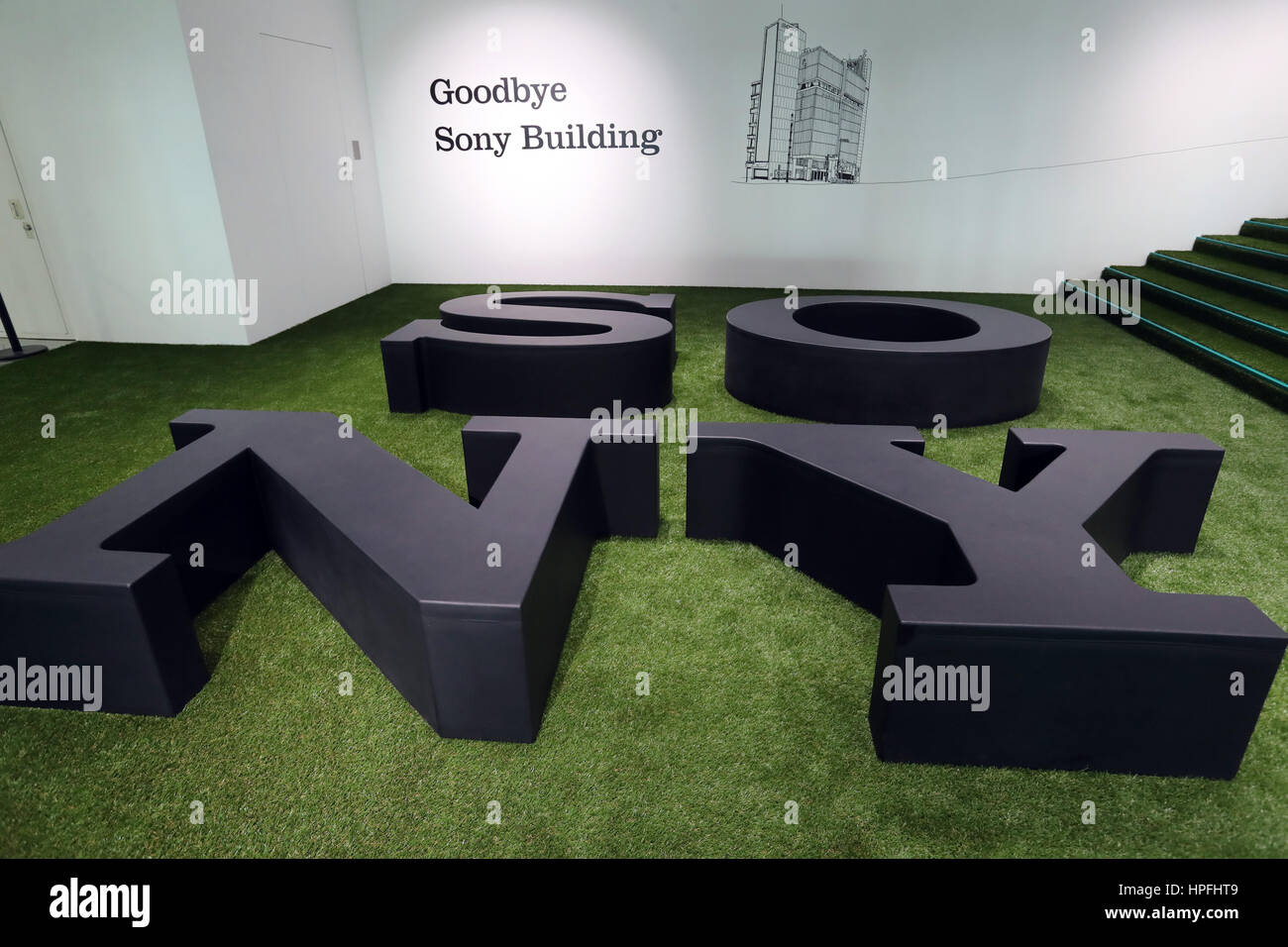 Building goodbye hi-res stock photography and images - Alamy