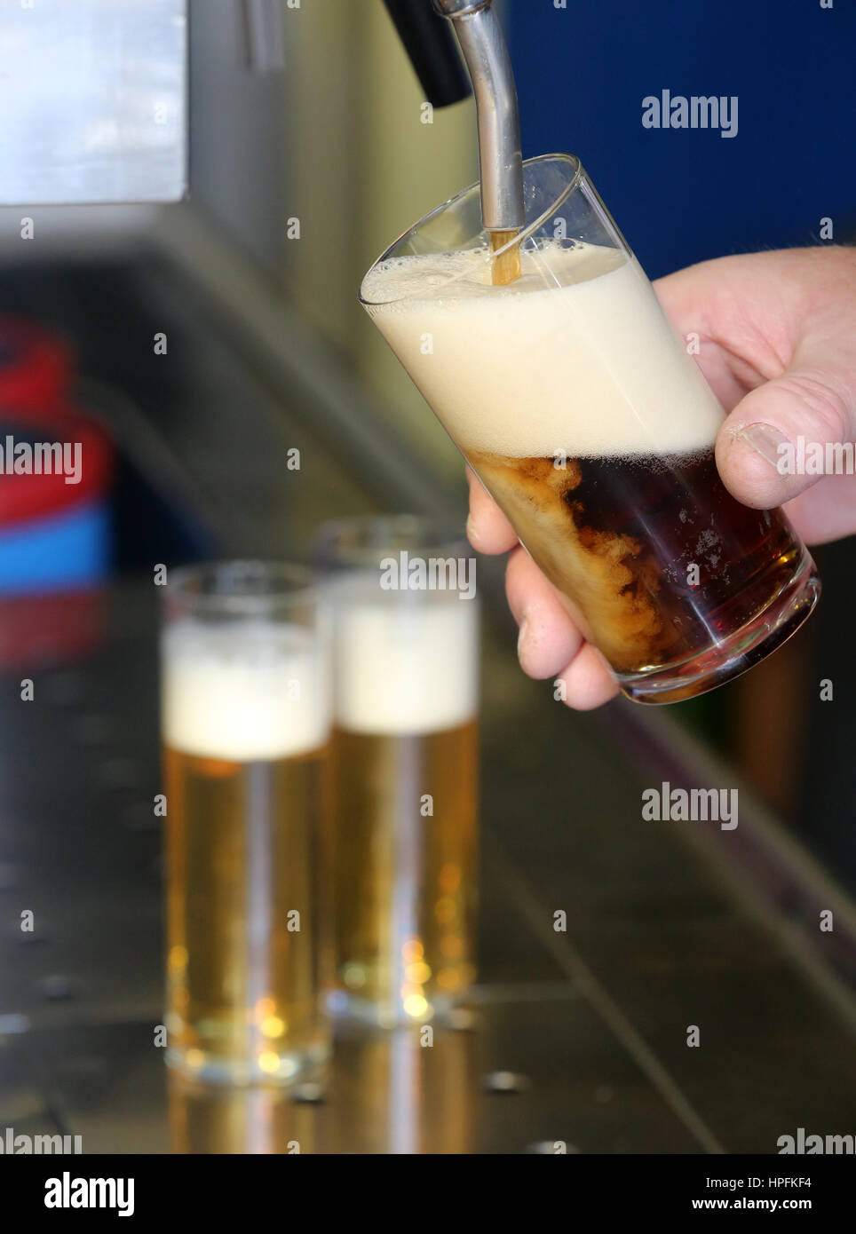 ILLUSTRATION - A glass of Altbier 'old beer', a dark top-fermented beer ...