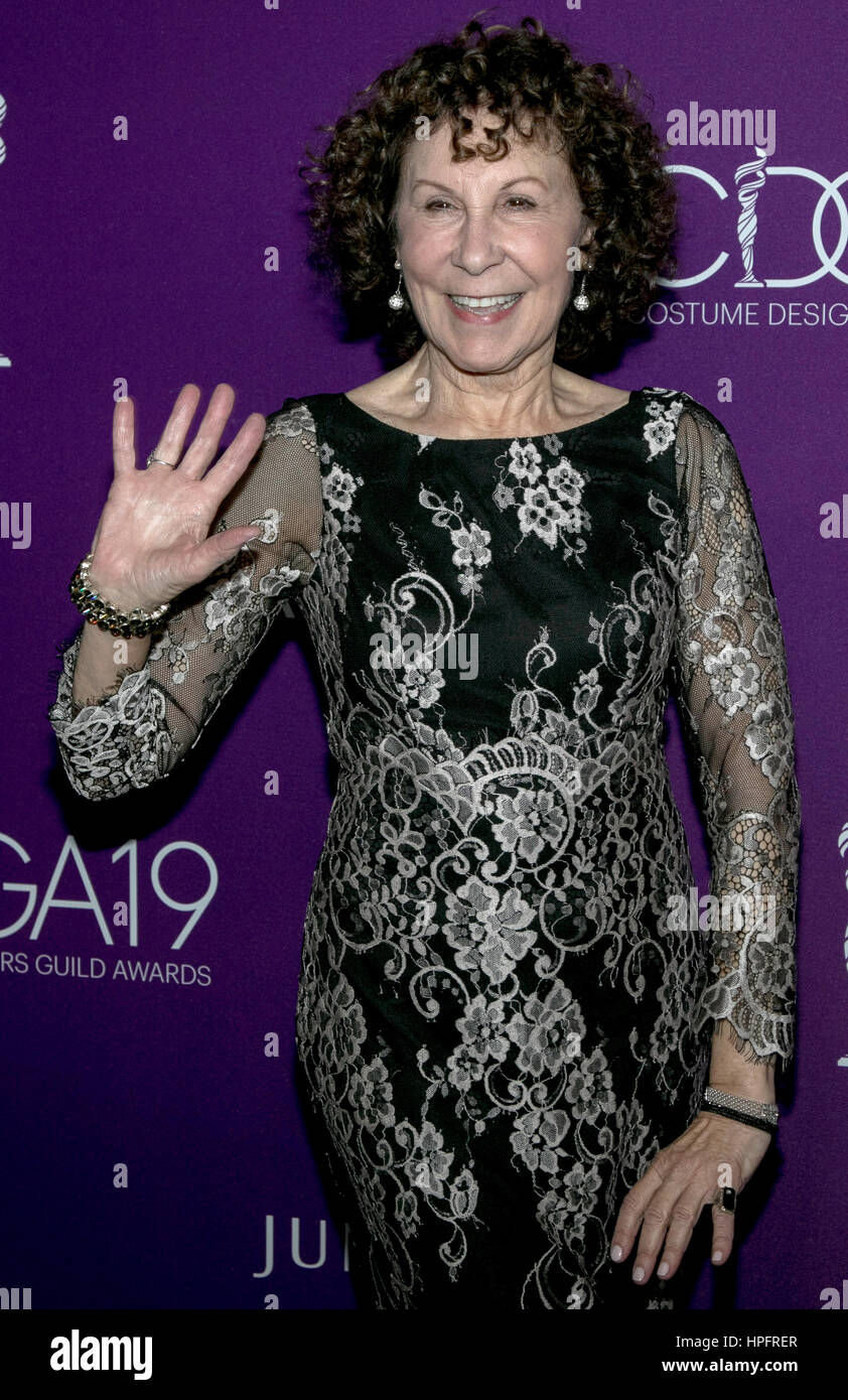 Rhea Perlman High Resolution Stock Photography and Images - Alamy