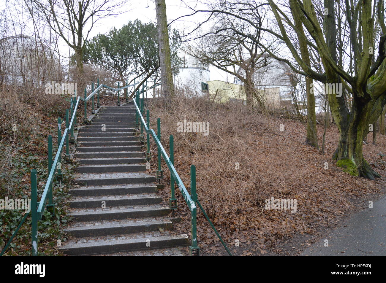 Berlin, Germany. 22nd February 2017. Germany weather: Gray day in the ...