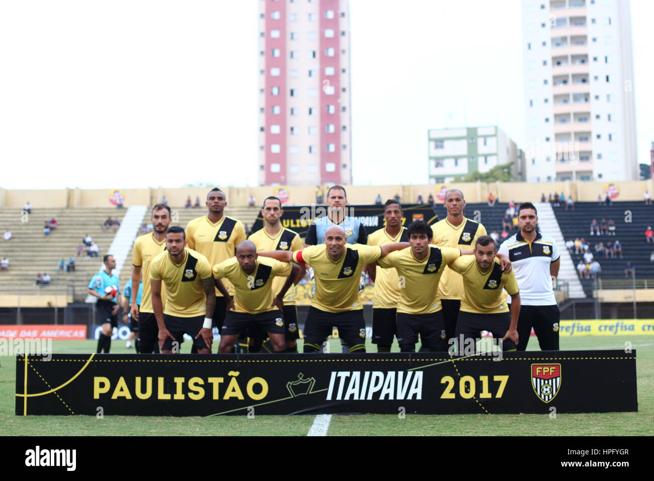 SÃO BERNARDO DO CAMPO, SP - 22.02.2017: SÃO BERNARDO X MIRASSOL - Team ...