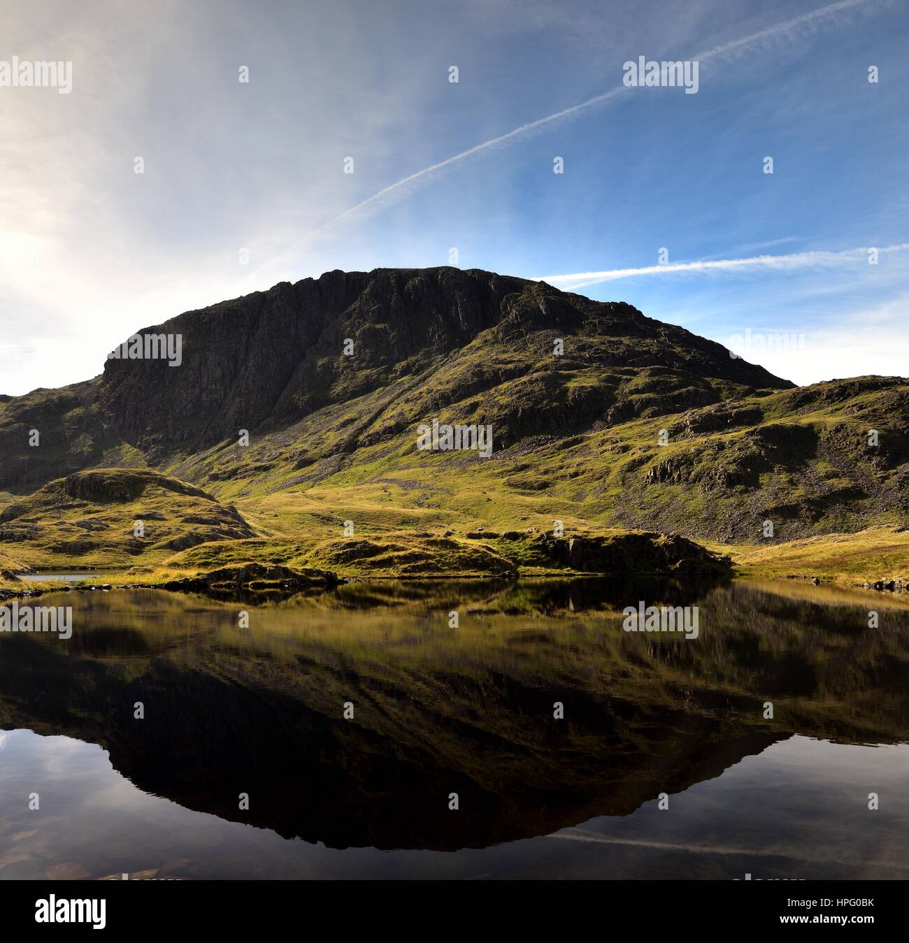 Sprinkling tarn hi-res stock photography and images - Alamy