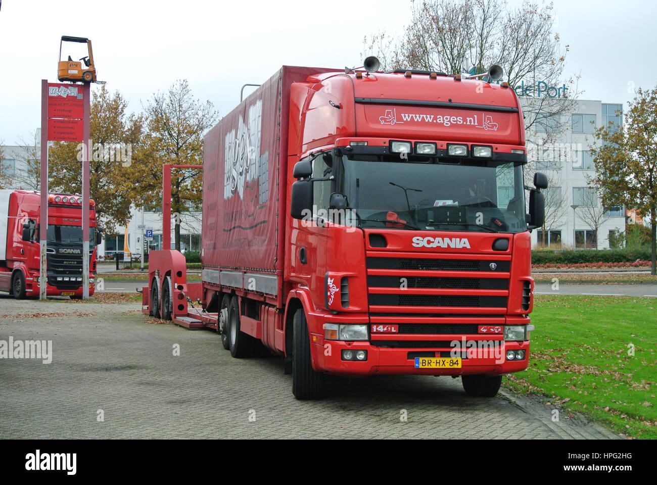 Scania 430 Lorry with large trailer parked up at Blerick, Netherlands ...