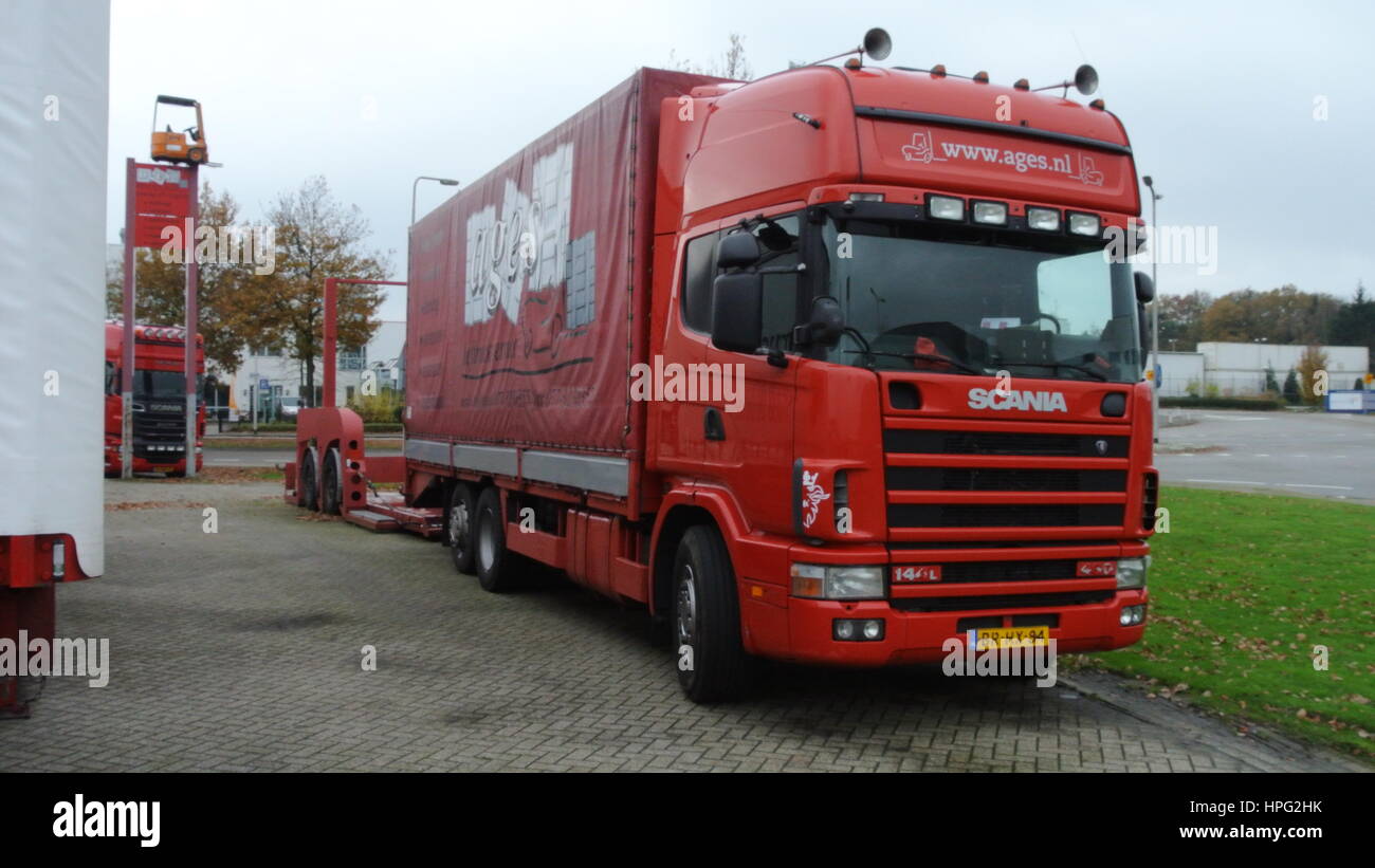 Scania camion hi-res stock photography and images - Alamy