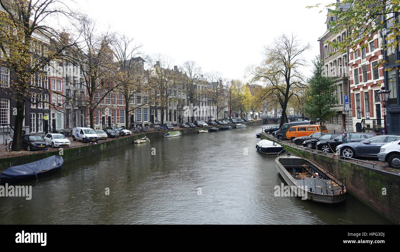 Fall in amsterdam hi-res stock photography and images - Alamy