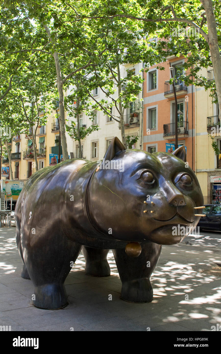 Raval cat sculpture hi-res stock photography and images - Alamy