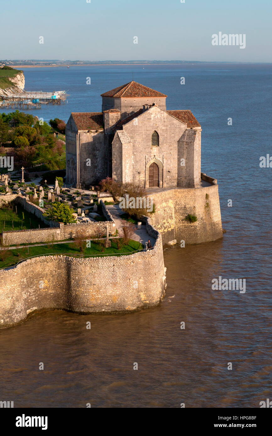France, Charente-Maritime (17), Talmont-sur-Gironde, aerial view of ...