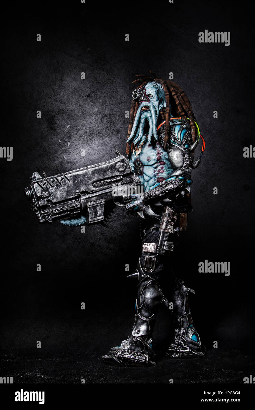 Alien body art hi-res stock photography and images - Alamy