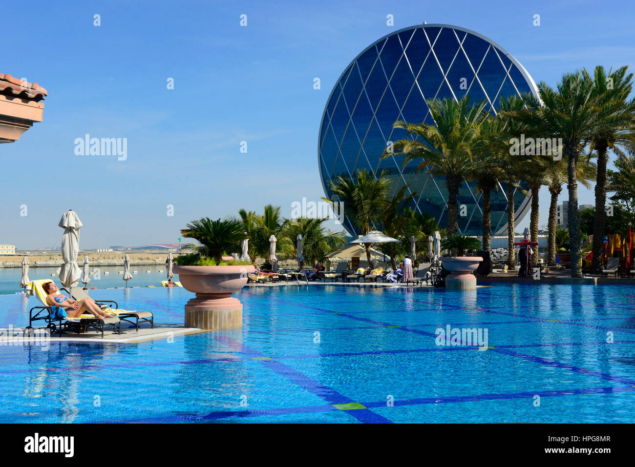 Aldar headquarters dubai hi-res stock photography and images - Alamy