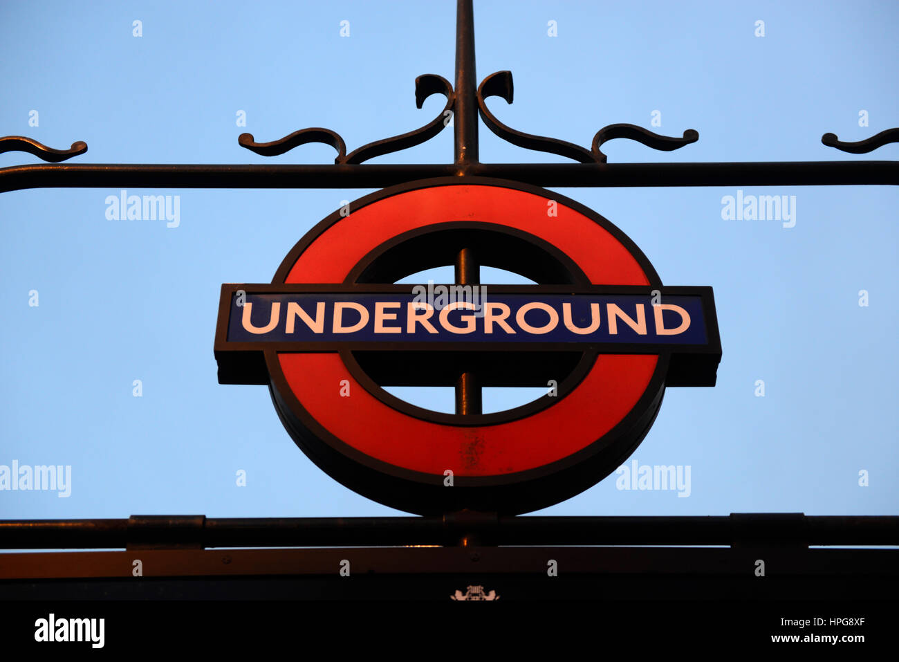 United Kingdom, London, close-up on an underground sign Stock Photo - Alamy