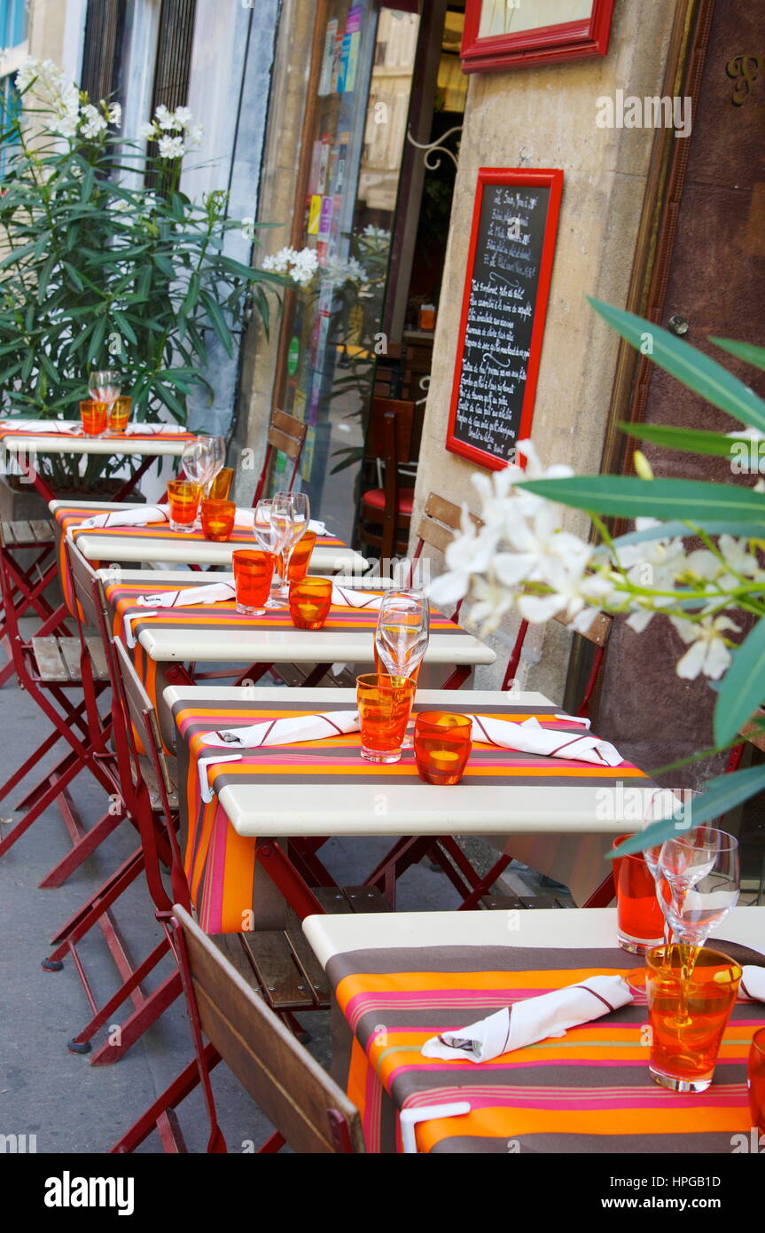 Rue de cherche midi hi-res stock photography and images - Alamy