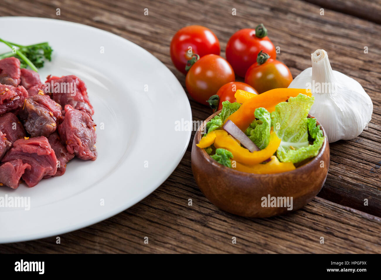 Diced beef with black pepper hi-res stock photography and images - Alamy