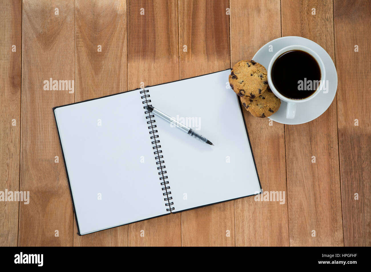 Beautiful open cup shape hi-res stock photography and images - Alamy