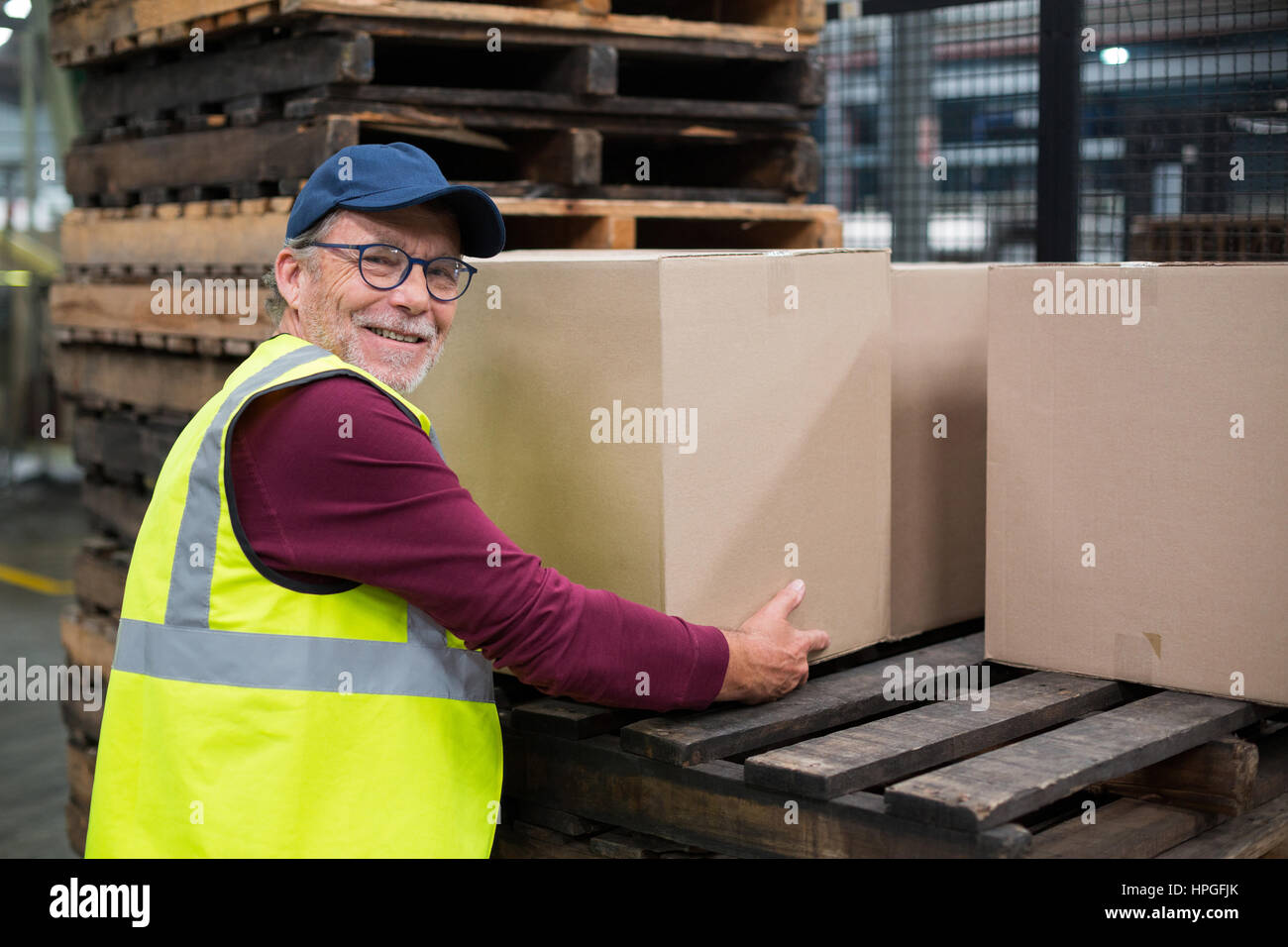 Loading holding carrying transportation effort hi-res stock photography ...