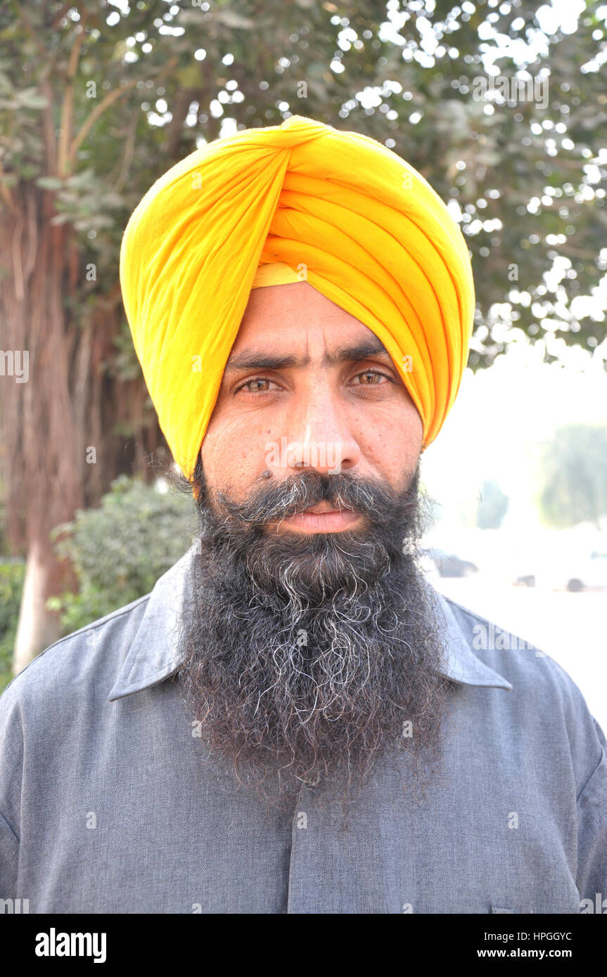 Portrait of a Sikh man from New Delhi (Photo Copyright © Saji Maramon ...