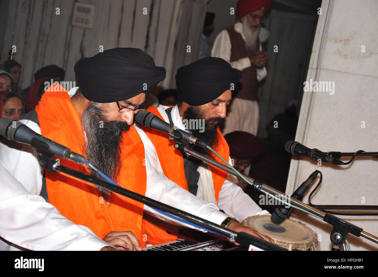 Sikh Devotee (prayer) pay obeisance at a holy Gurudwara. (Photo ...