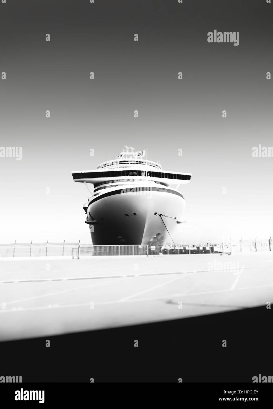 Cruise Ship in port Stock Photo - Alamy