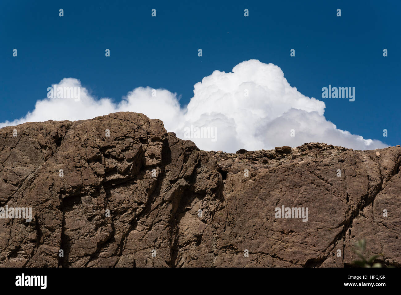Abstract rock texture hi-res stock photography and images - Alamy