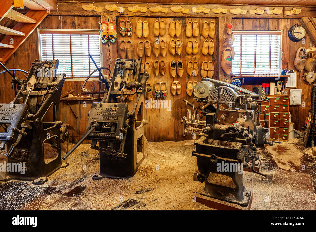 ZAANSE SCHANS, NETHERLANDS - JULY 08, 2015: Vintage machine tools in ...