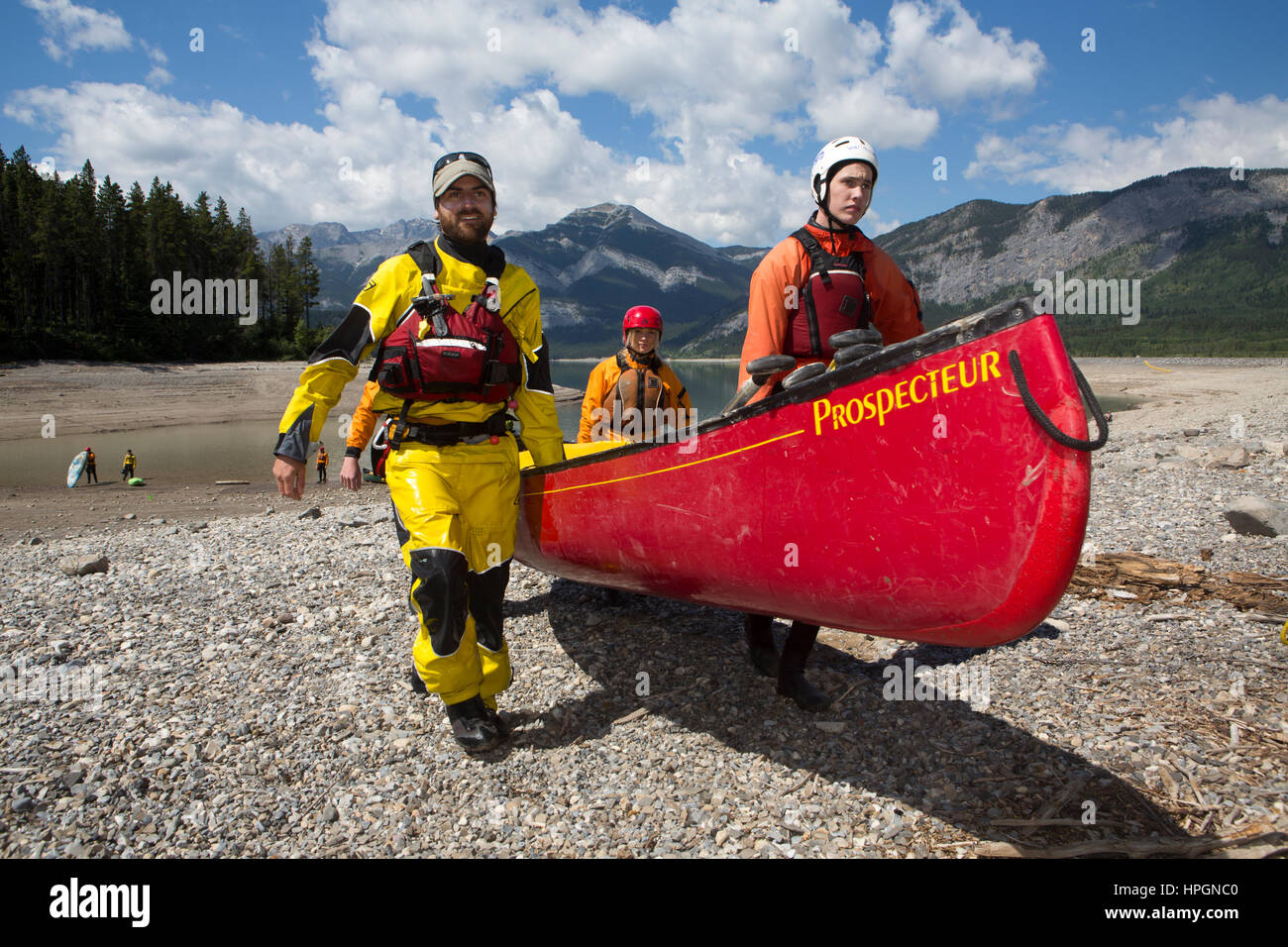 Canada canadian rockies canoeing sports hi-res stock photography and ...