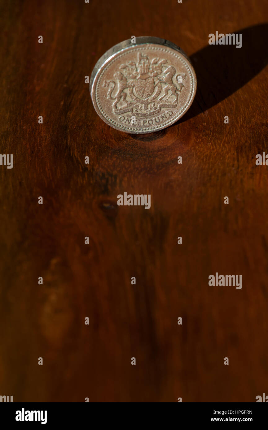 Old pound coin hi-res stock photography and images - Alamy