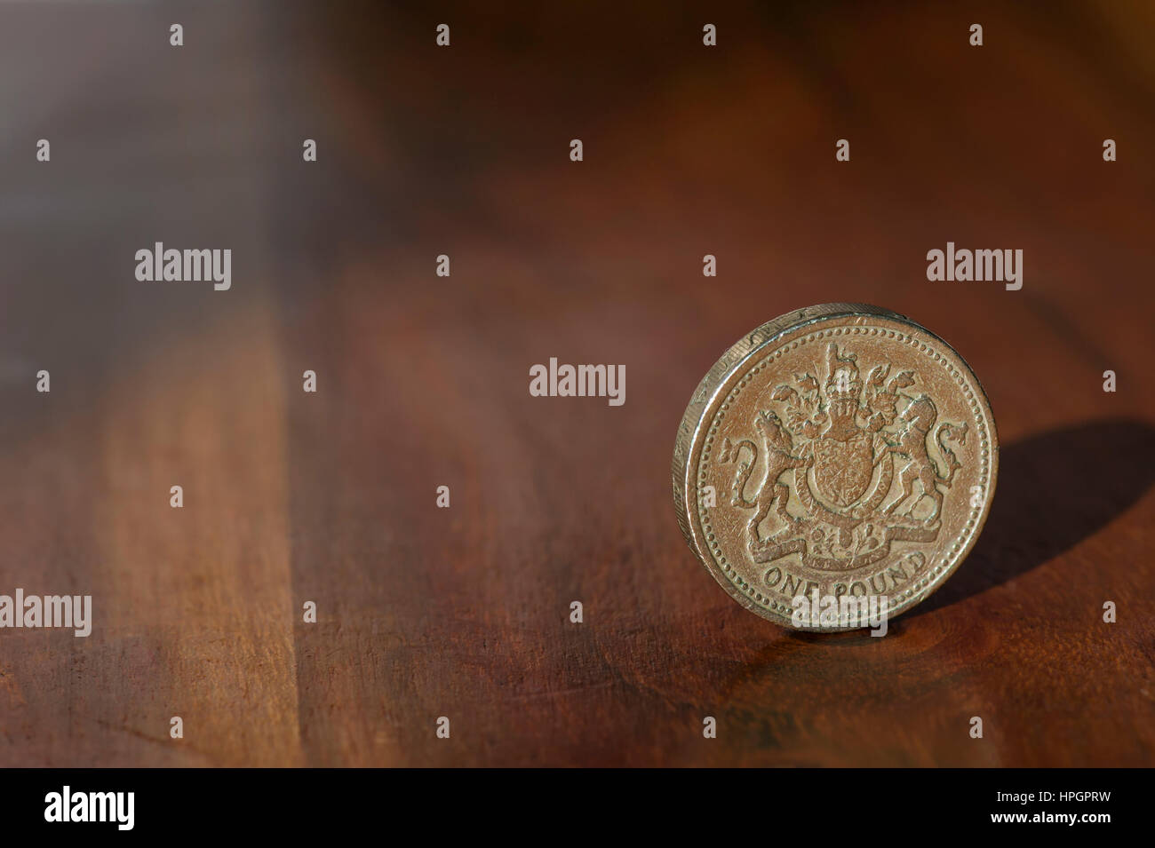Old Pound Coin Stock Photo - Alamy