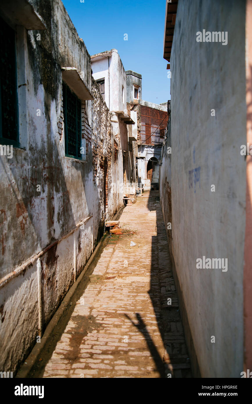 Alley in Indian village, India Stock Photo - Alamy