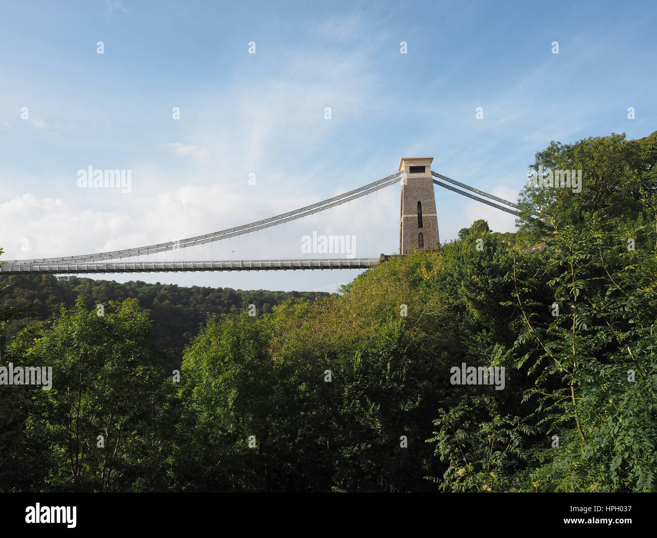 Clifton Suspension Bridge spanning the Avon Gorge and River Avon ...