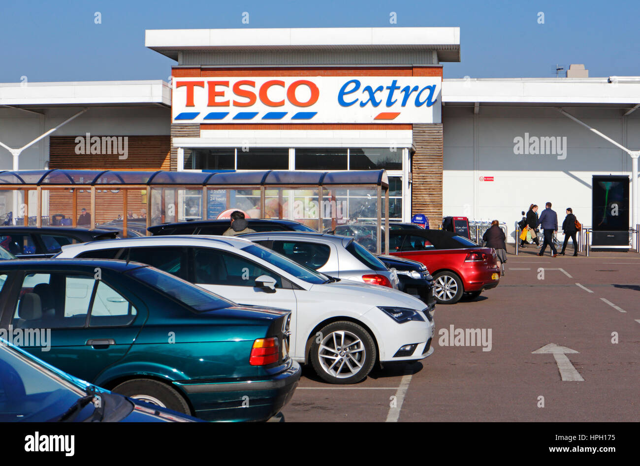 Tesco Extra Logo Stock Photos & Tesco Extra Logo Stock Images - Alamy
