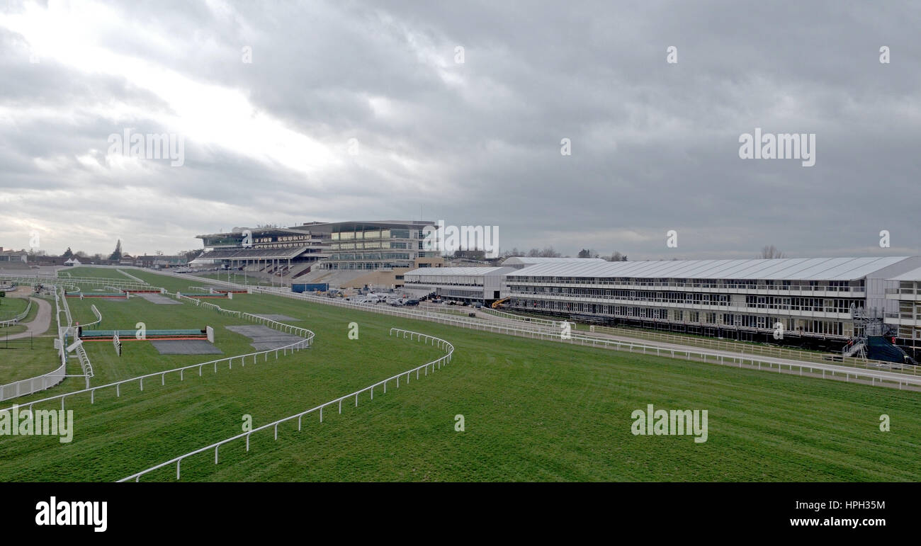 Cheltenham racecourse aerial hi-res stock photography and images - Alamy