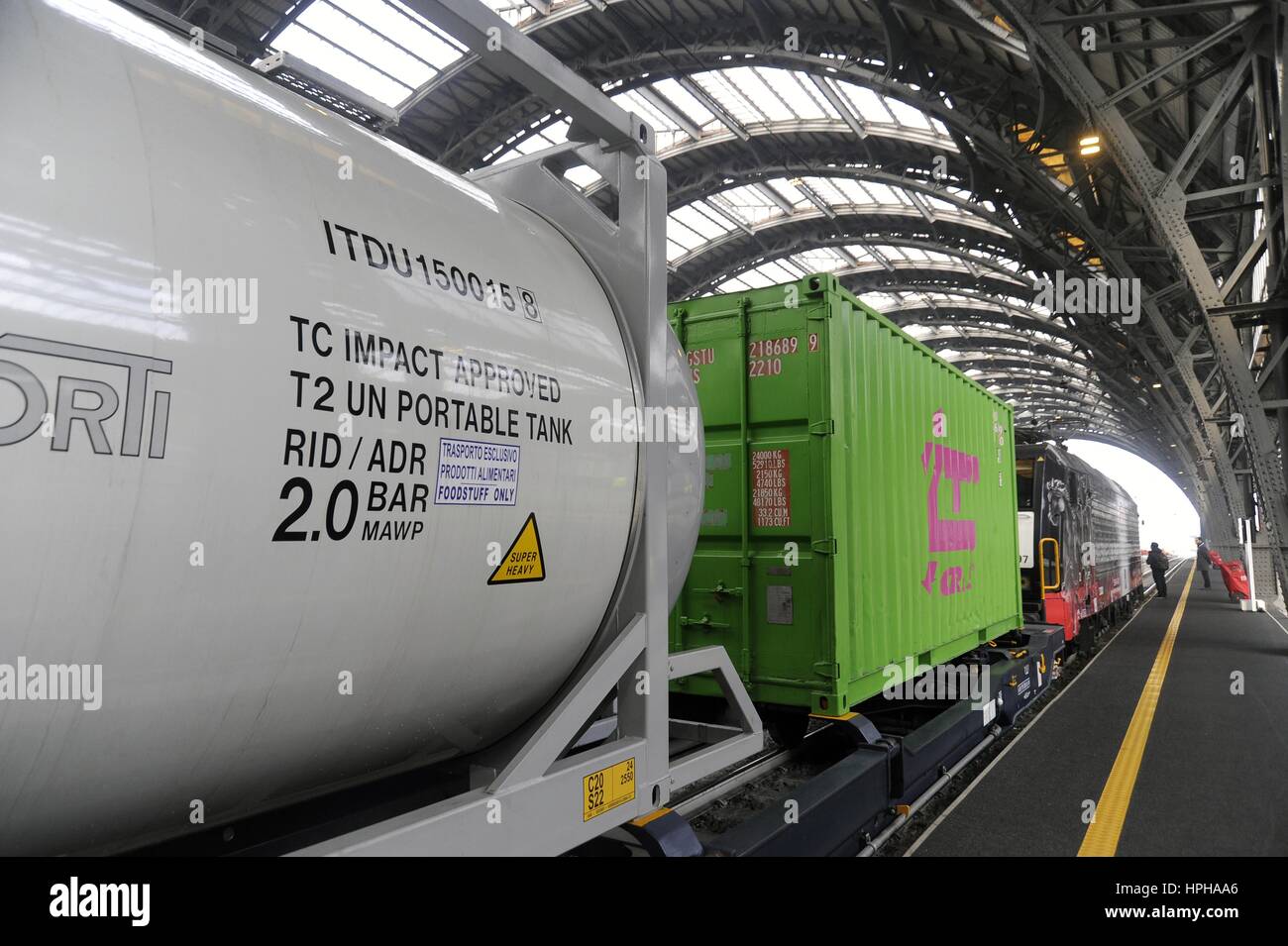 Stato logo hi-res stock photography and images - Alamy