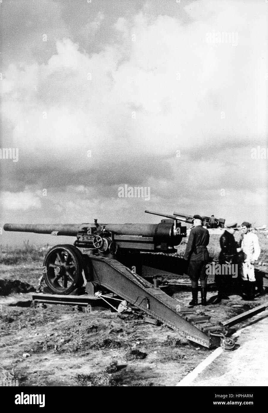 Image shows gun in Black and White Stock Photos & Images - Alamy