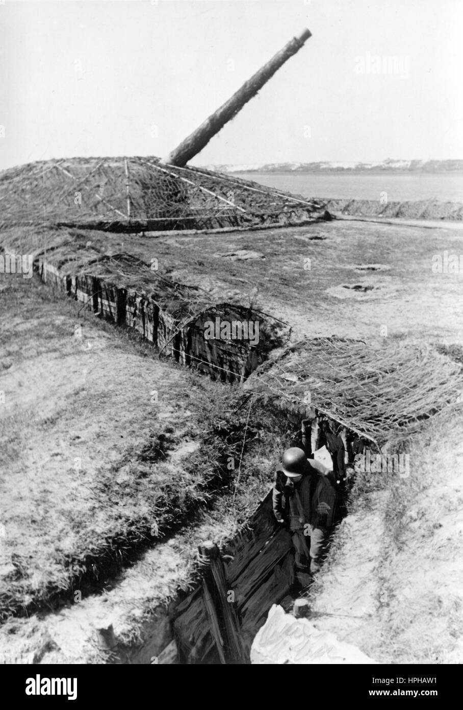 Digging a communication trench hi-res stock photography and images - Alamy