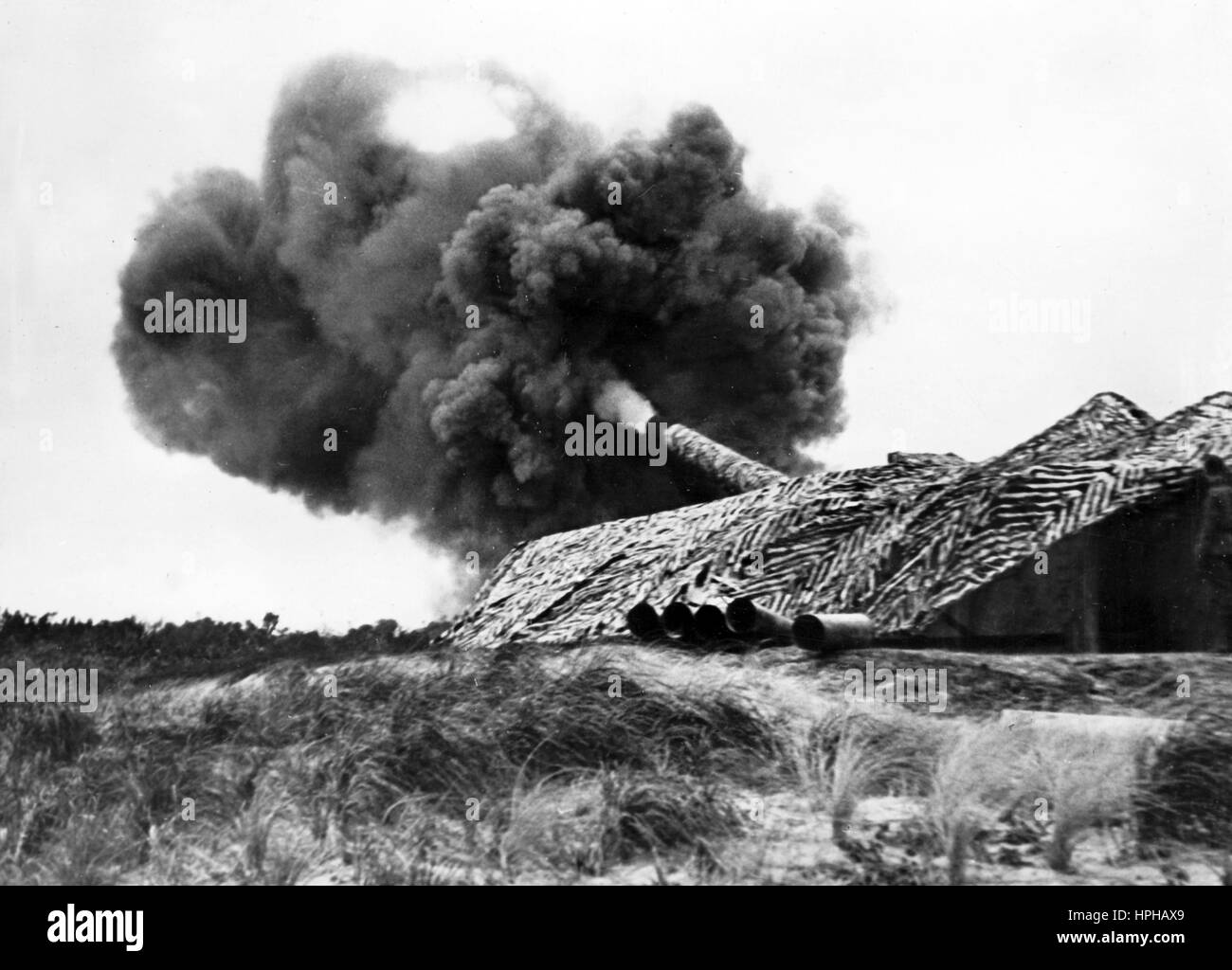 German heavy artillery in ww2 hi-res stock photography and images - Alamy