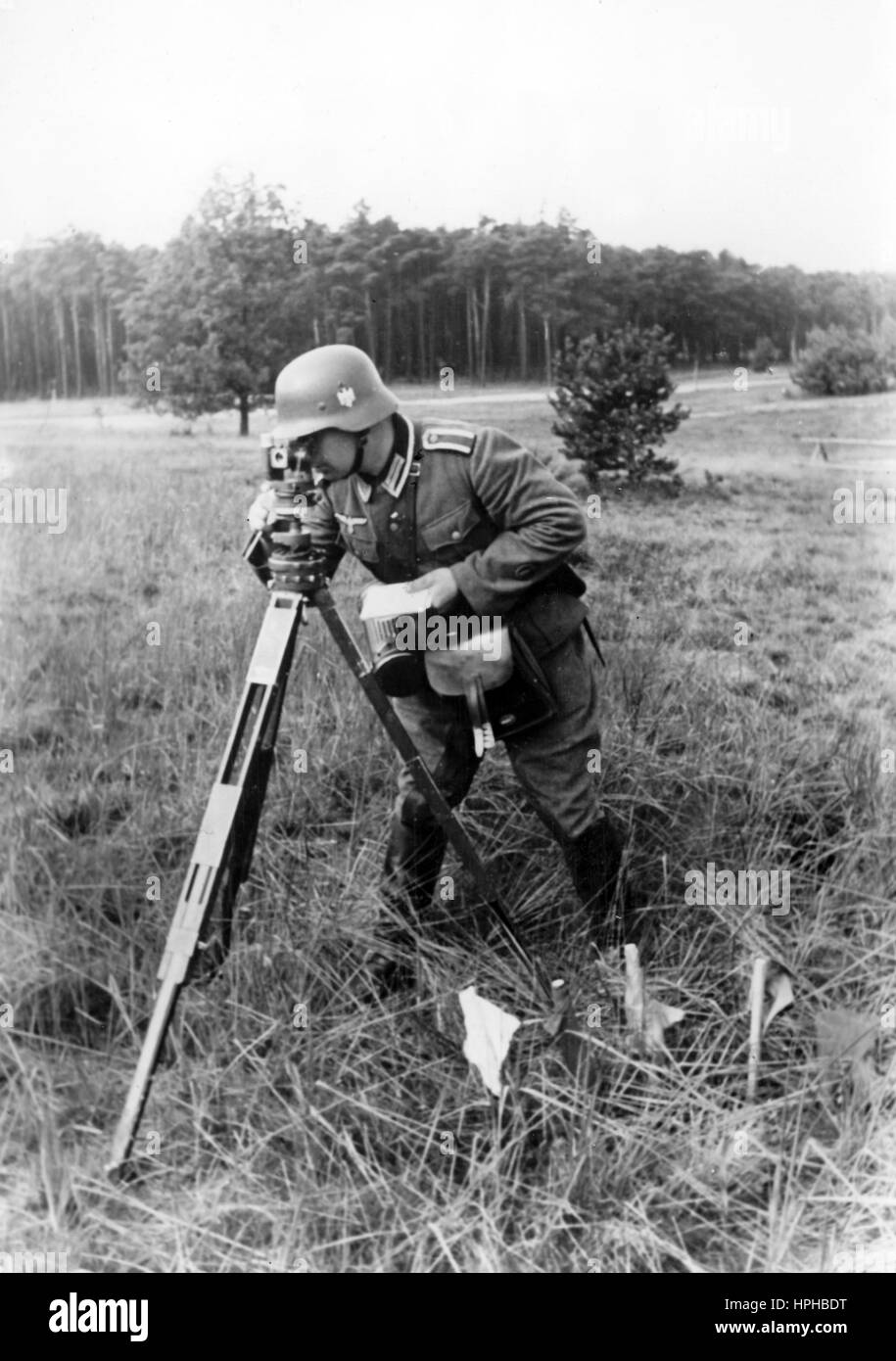 Wehrmacht Soldier Stock Photos & Wehrmacht Soldier Stock Images - Alamy