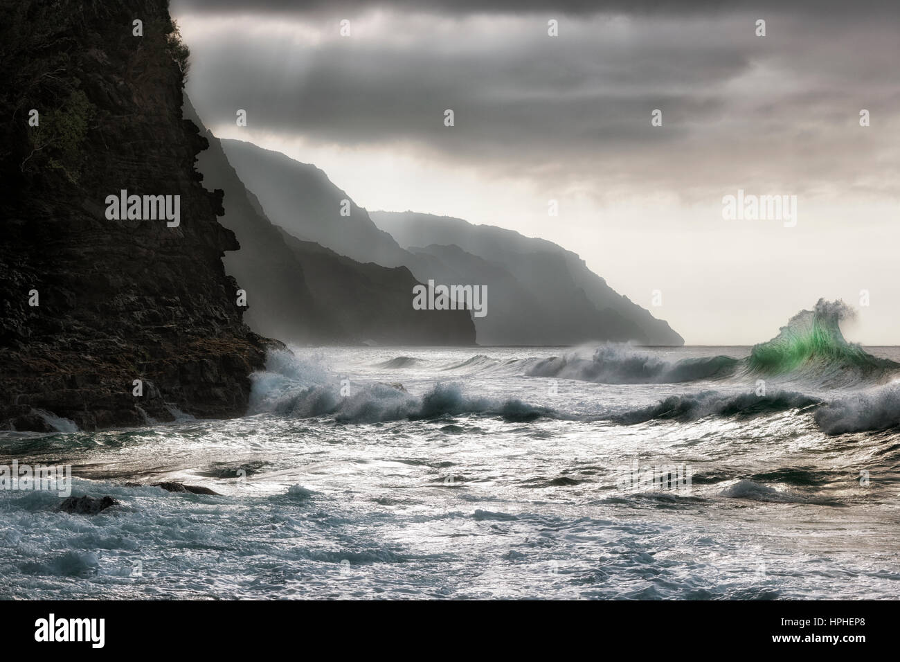 Kee beach na pali coast hi-res stock photography and images - Alamy