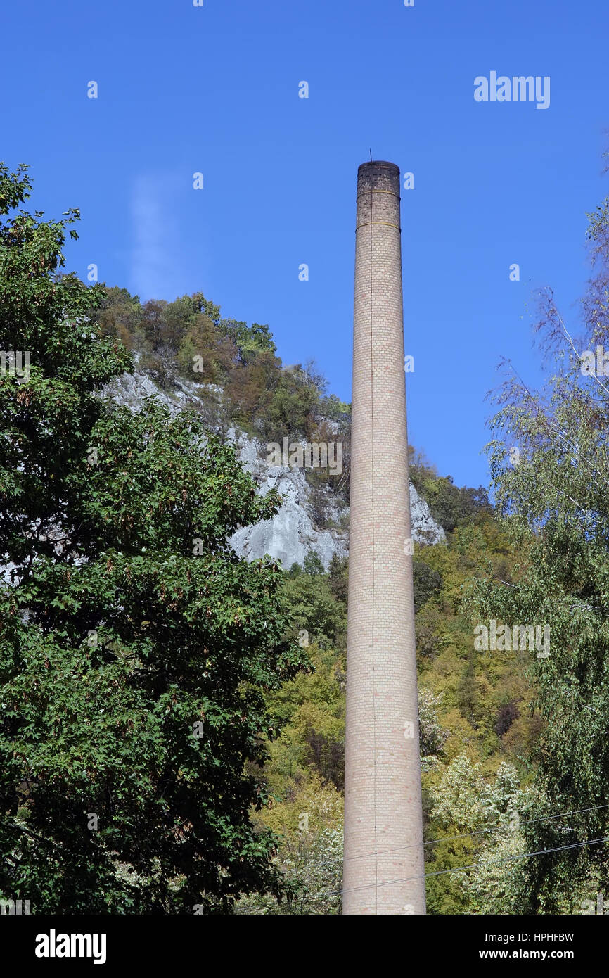 Chimney factory long chimney hi-res stock photography and images - Alamy