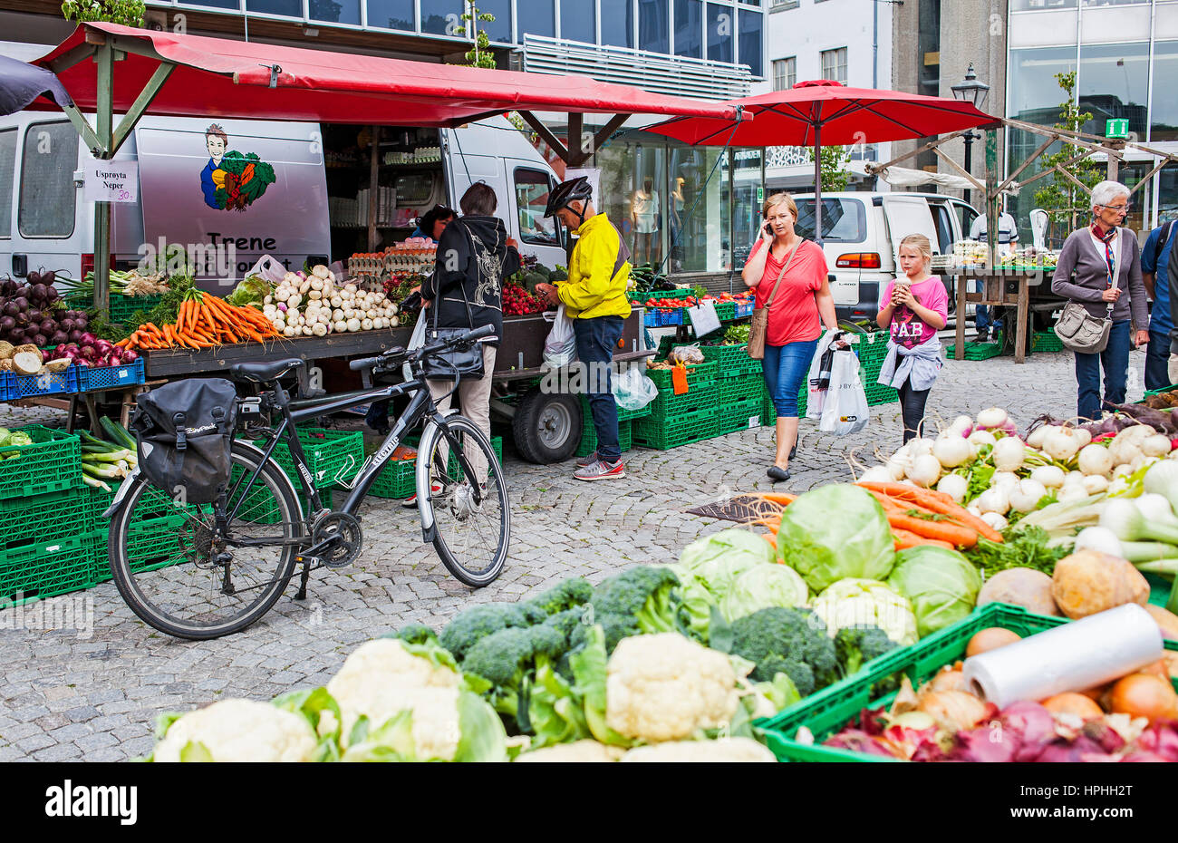 Norway market place hi-res stock photography and images - Alamy
