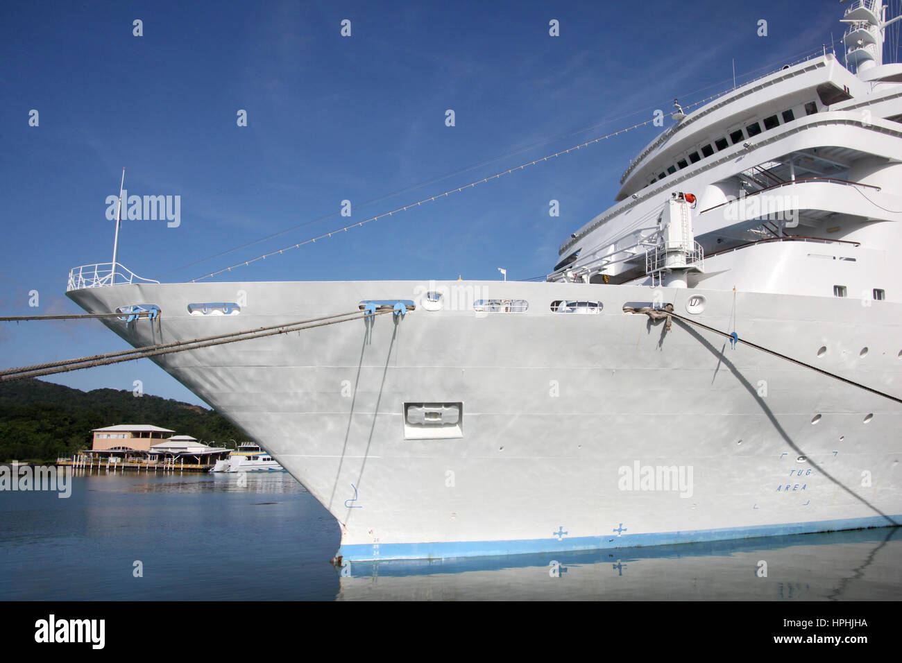 Cruise ship front view bow hi-res stock photography and images - Alamy