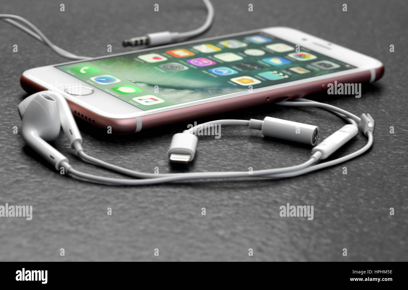 Elegance computer hi-res stock photography and images - Alamy