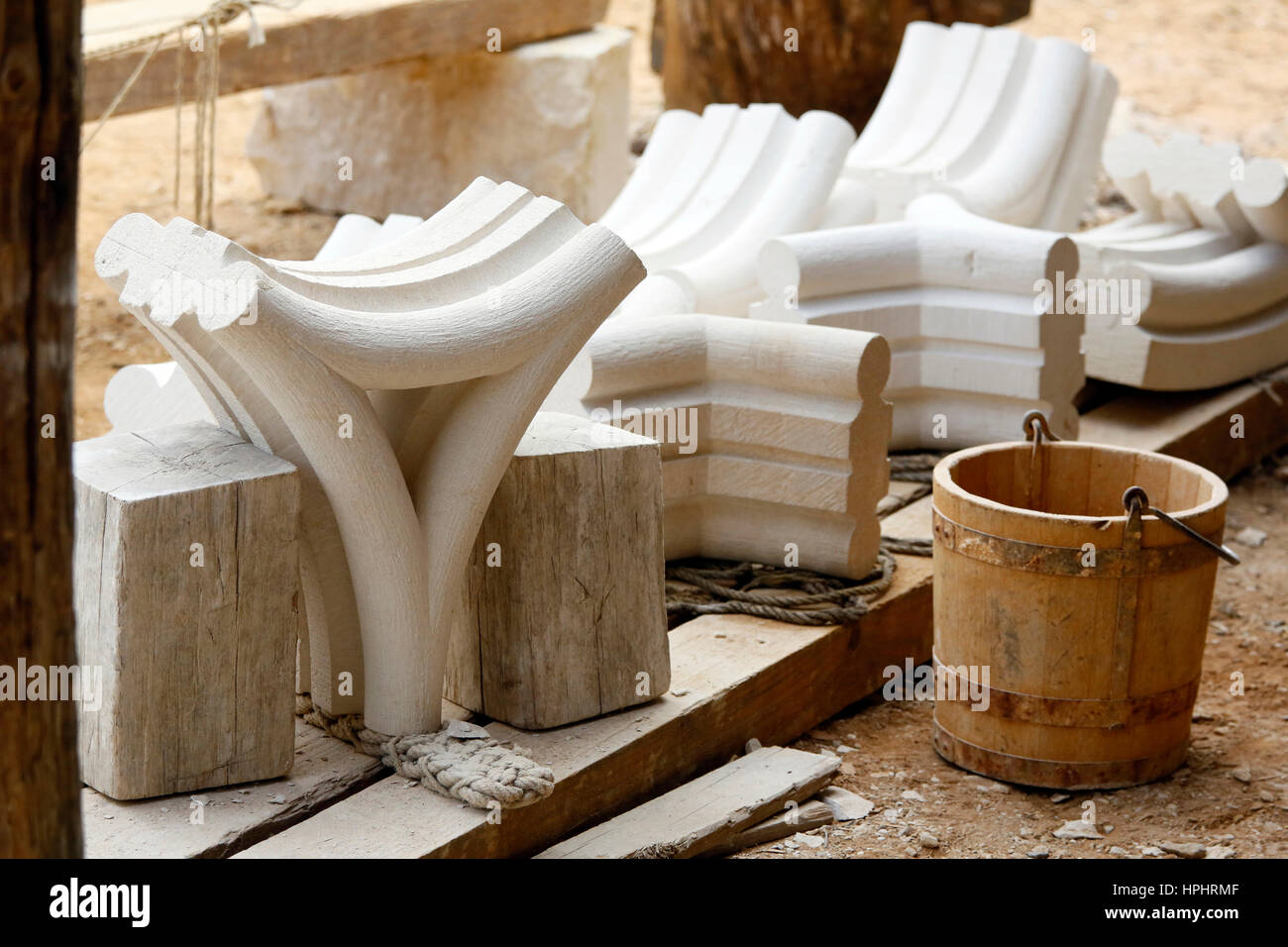 France, Burgundy, Yonne, Treigny, Guedelon Castle, medieval-site ...