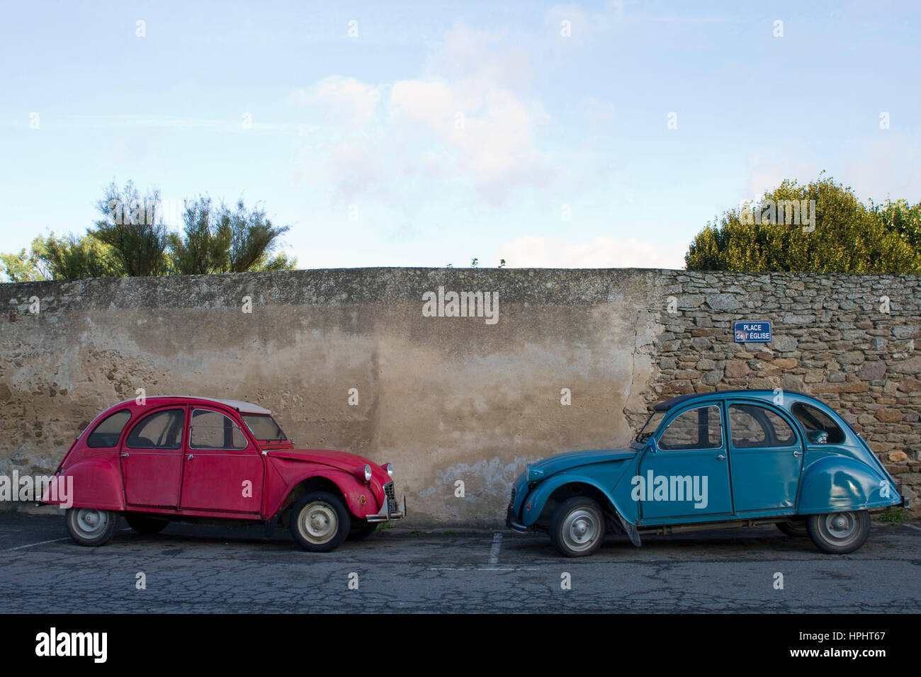 Pink 2cv High Resolution Stock Photography and Images - Alamy