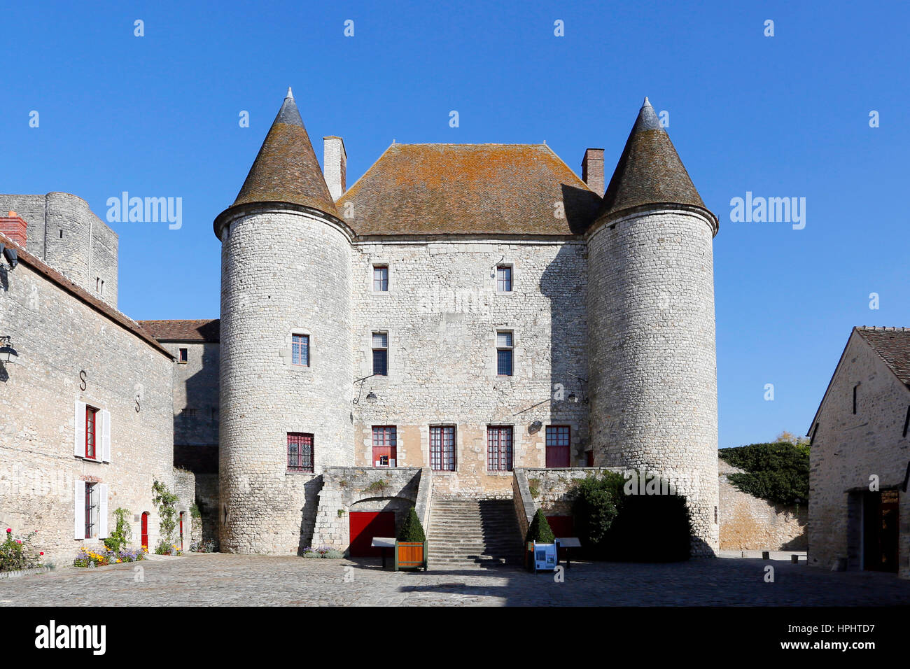 Nemours castle hi-res stock photography and images - Alamy